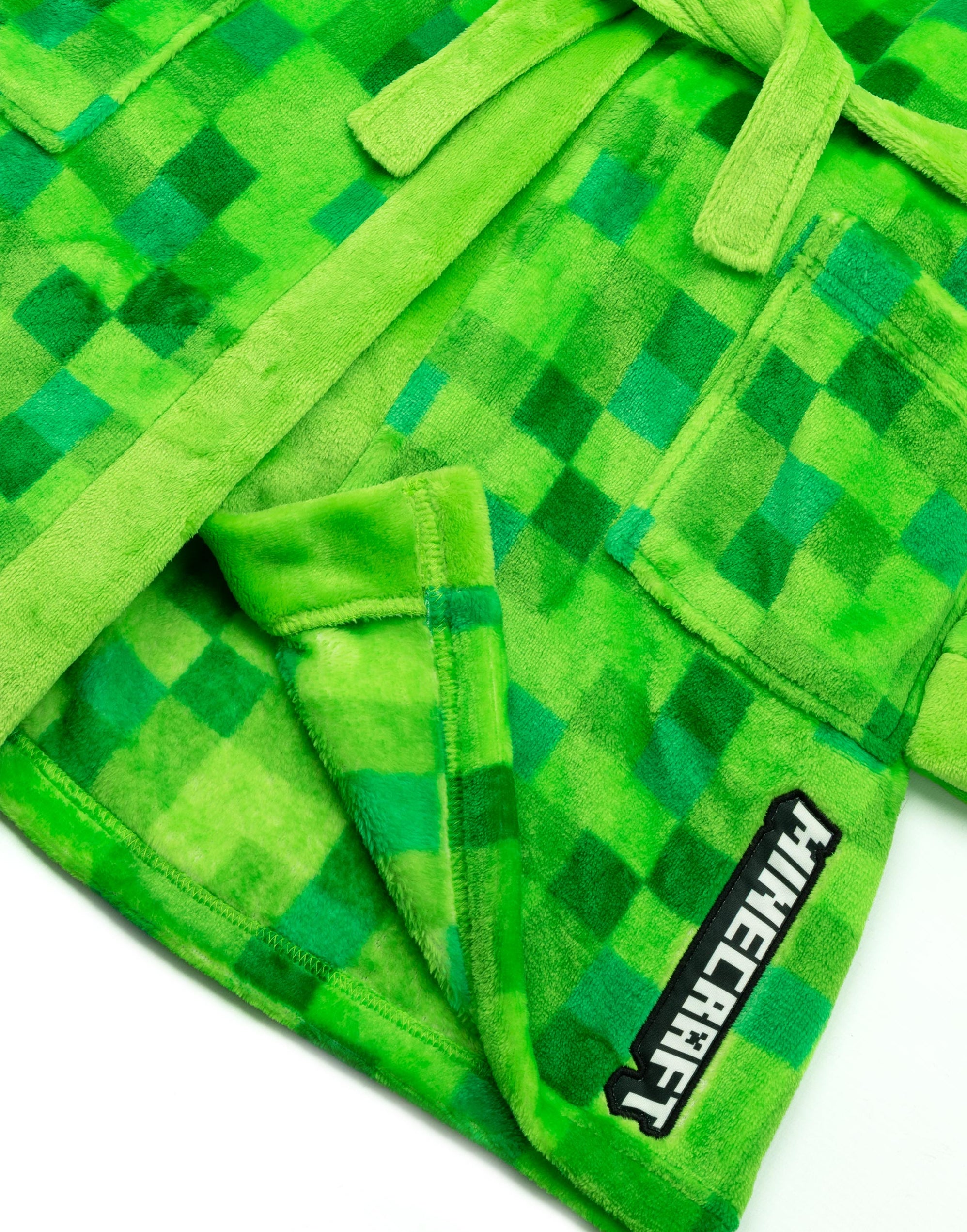 Minecraft Dressing Gown - Pixelated Creeper Gamer Gift - Boys Bathrobe ...
