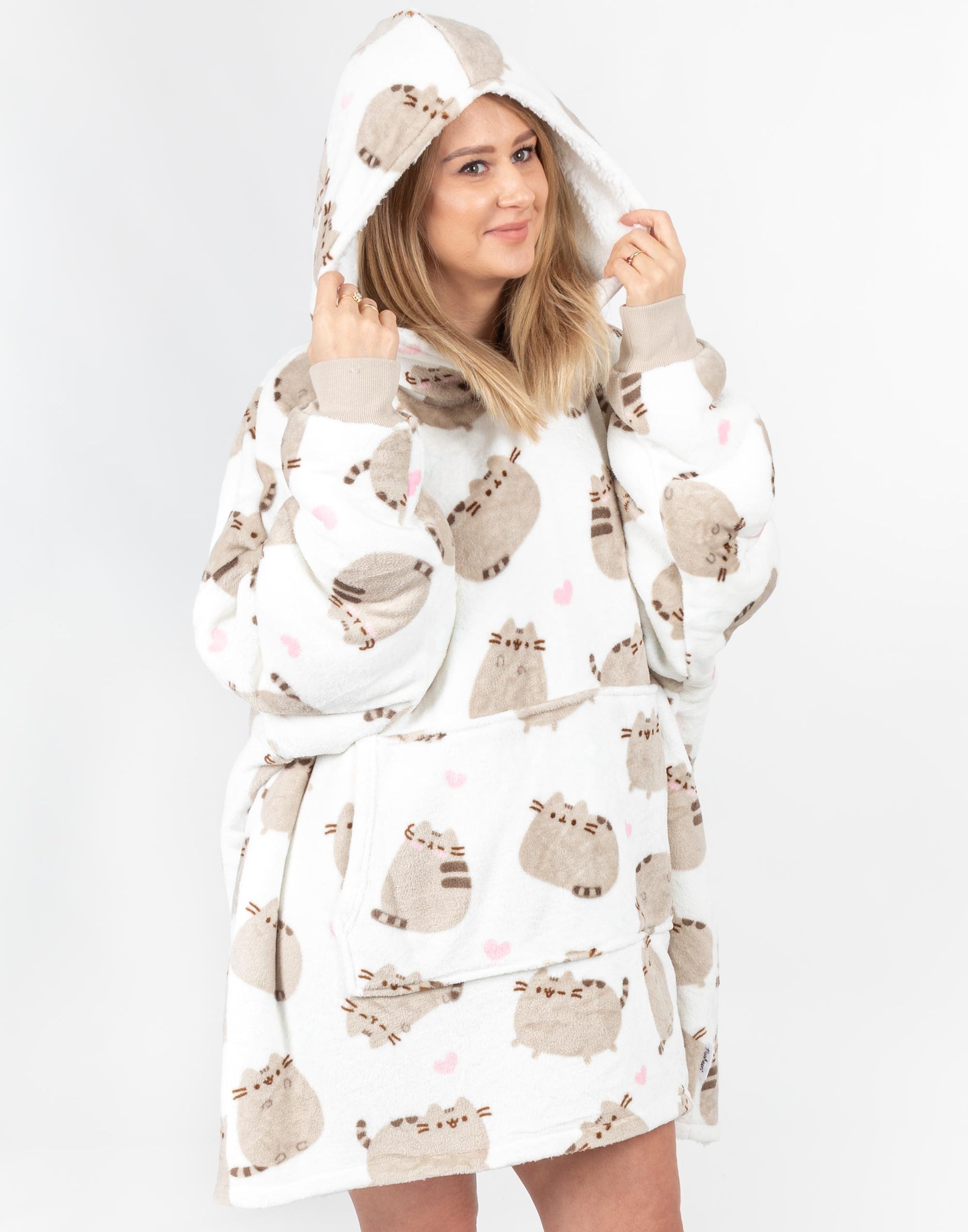 Pusheen The Cat Adult 'VUddie' Oversized Blanket Hoodie — Vanilla ...