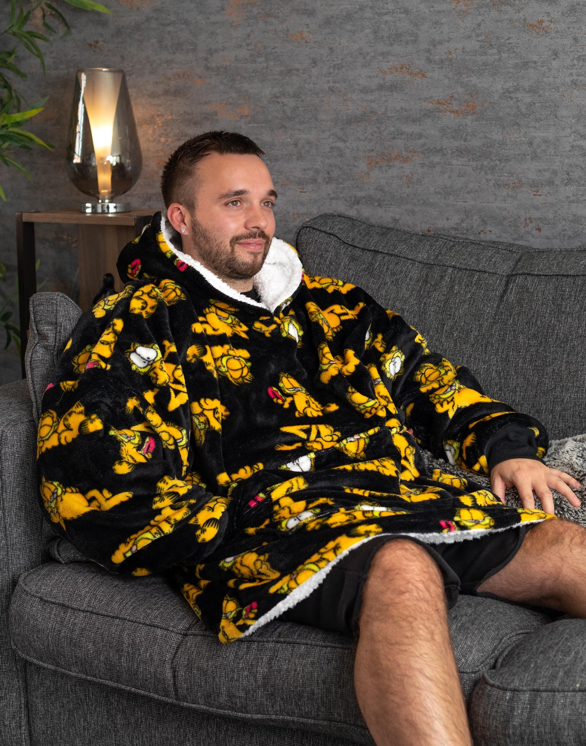 Garfield Adult 'VUddie' Oversized Blanket Hoodie — Vanilla Underground